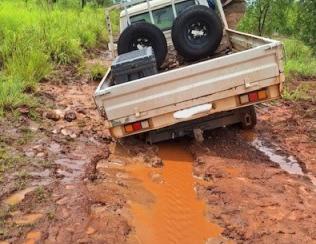 4WD Vehicle Recovery - Bogged